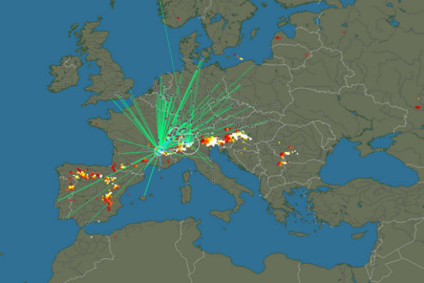 Watch the world's lightning strikes mapped in real-time Watch the world's lightning strikes mapped in real-time