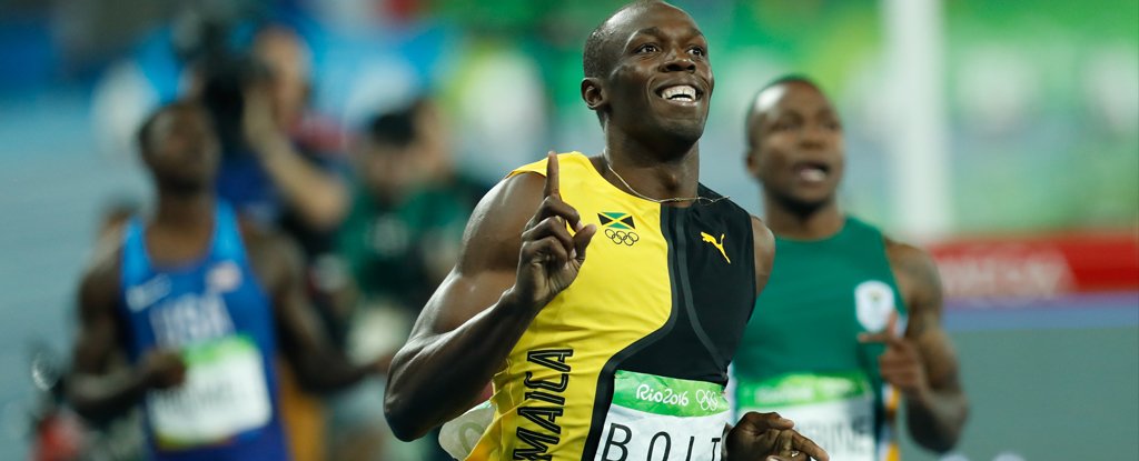 Smiling Could Help You Get More Out of Your Running Workouts : ScienceAlert