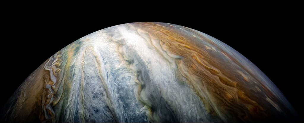 The Sun Shines Brightly on a Gorgeous 'Full' Jupiter in May : ScienceAlert