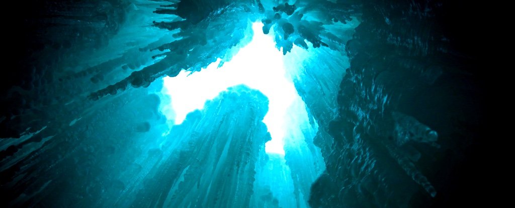 An Unbroken, Million-Year-Old Core of Ice Has Been Found Lurking Under ...