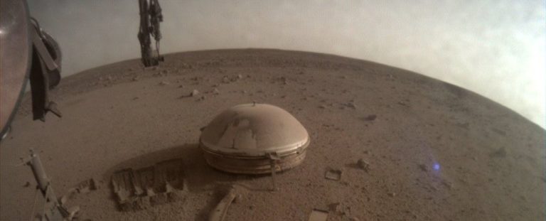 This May Be The Final Photo Sent Home by NASA's Mars Lander : ScienceAlert