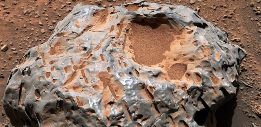 NASA Rover Encounters Spectacular Metal Meteorite on Mars : ScienceAlert