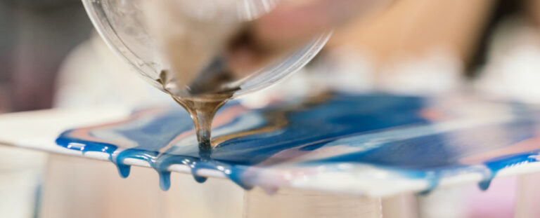 Scientists Create World's Lightest Paint: Just 3 Pounds Covers a Boeing ...