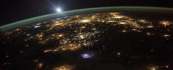 Humans Have Pumped Up So Much Water It's Altered The Planet's Spin ...