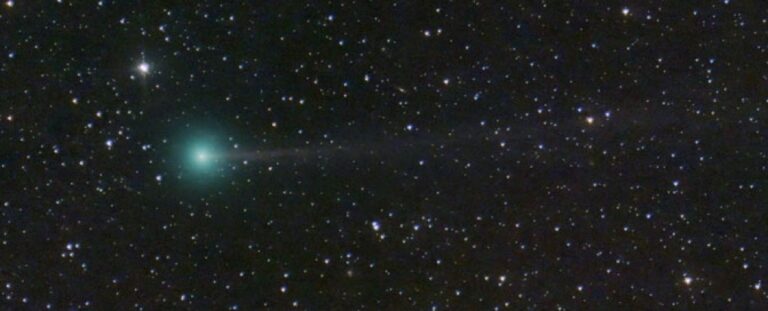 Look Up! How to See Rare Green Comet Nishimura This Week : ScienceAlert