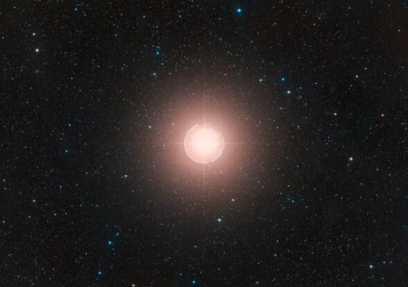 Betelgeuse Is Set to Almost Disappear. Here's How to See It Happen ...