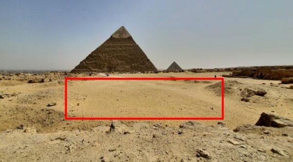Mysterious 'Anomaly' Buried Near Giza Pyramids Baffles Archaeologists ...