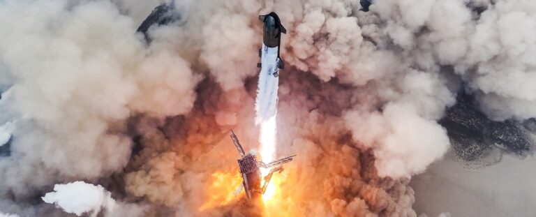 SpaceX's Starship Scores Huge Win With First Ocean Splashdown ...