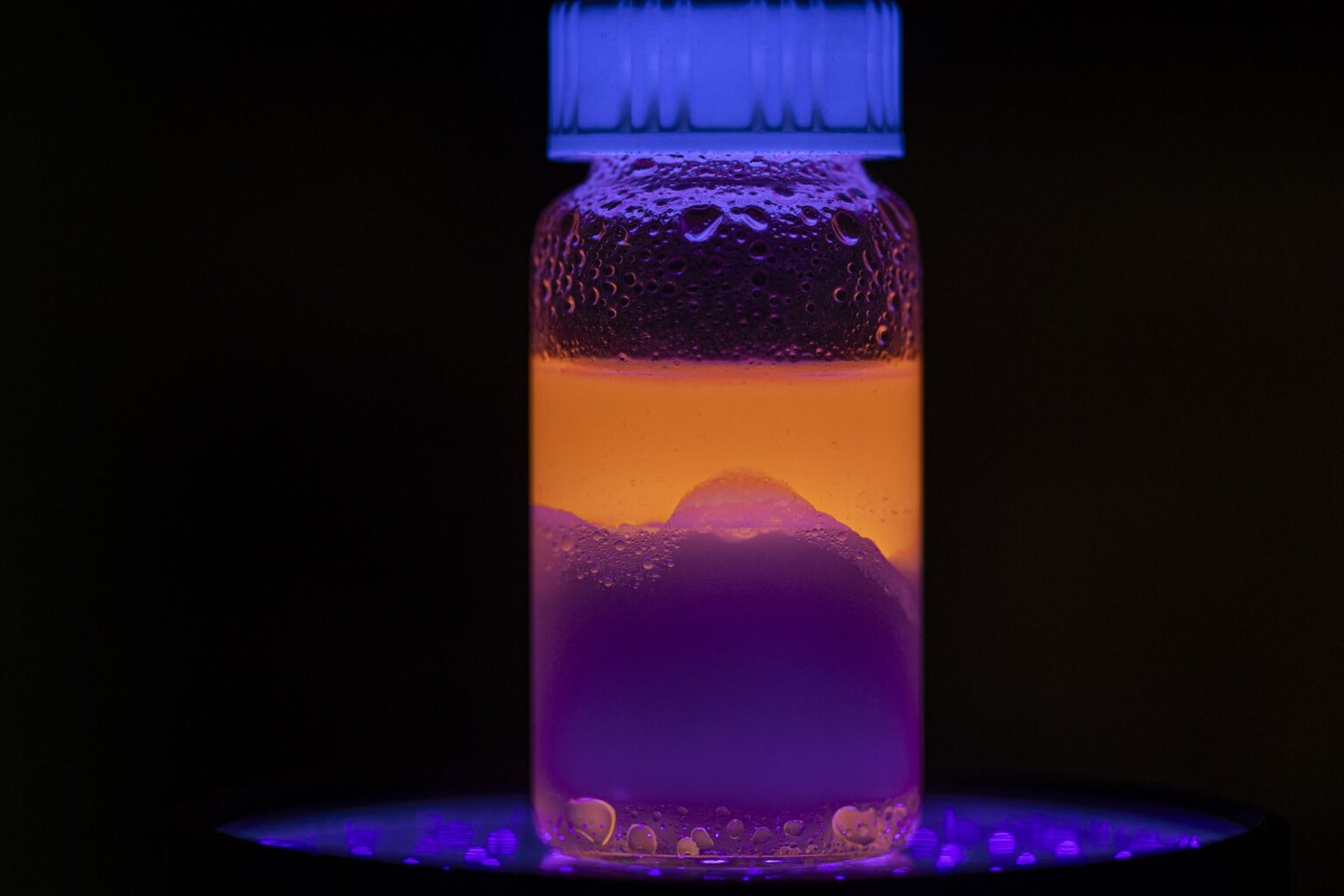 New Technique Removes More Than 98% of Nanoplastics From Water ...