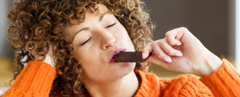 5 Ways You Can Resist Food Cravings And Stick to Healthy Eating ...