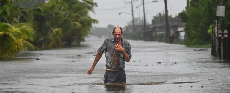 US Hurricane Death Toll Is 300 Times Official Counts, Study Estimates ...