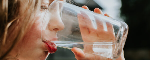 First of Its Kind Study Lists Health Benefits of Drinking More Water ...