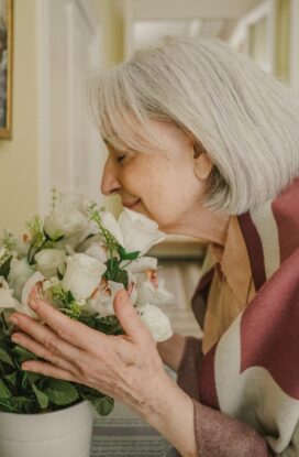 Losing Your Sense of Smell Could Be an Early Warning Sign of Parkinson ...