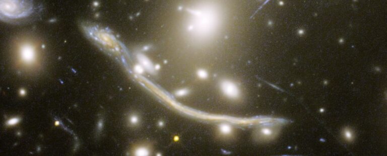 Record-Breaking Trove of Stars Seen Billions of Light-Years Away in ...