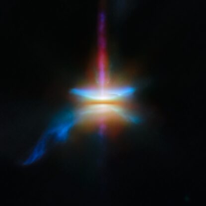 Astronomers Capture Breathtaking Image of Newborn Star Taking Shape ...