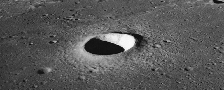 Almost a Quarter of Moon Impact Debris Eventually Hits Earth : ScienceAlert