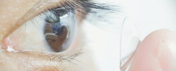 Revolutionary Contact Lenses Let Human Eyes See Invisible Light ...
