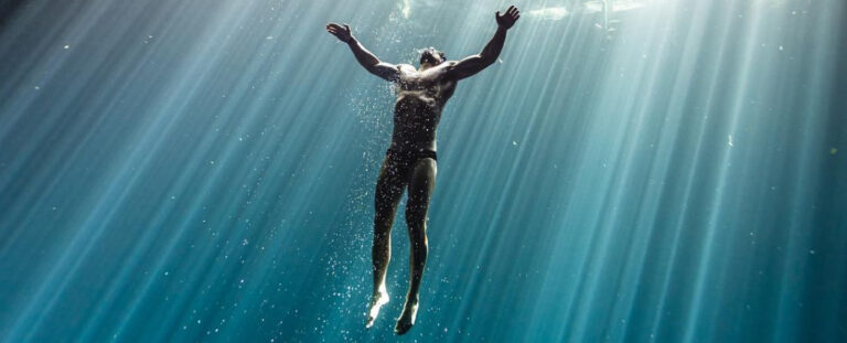 Croatian Freediver Shatters Record For Longest-Held Breath : ScienceAlert