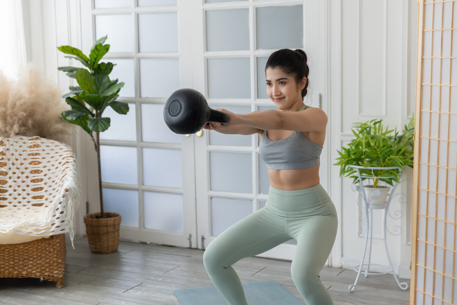 The Viral 'Kettlebell Challenge' Could Be Harmful. Do This Instead ...