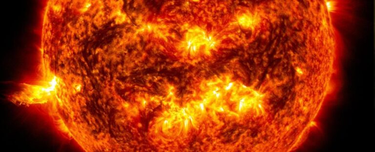 Our Sun Is Becoming More Active And NASA Doesn't Know Why : ScienceAlert