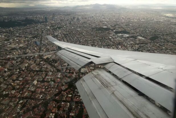 4 Plane Failures That Are More Common - And Less Dangerous - Than You ...