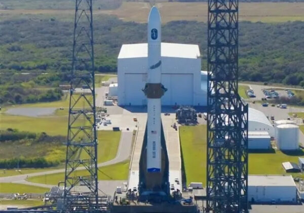 Breakthrough: Blue Origin Nails Booster Landing in Historic Mars Launch ...