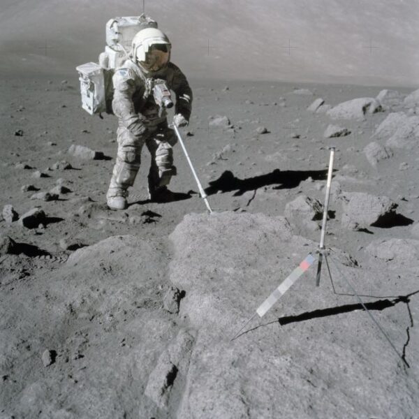 Scientists Cracked Open a Lunar Rock And Found a Huge Surprise ...