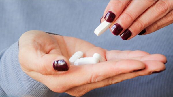 A Common Vitamin Has a Complicated Link to Cancer, Experts Reveal ...