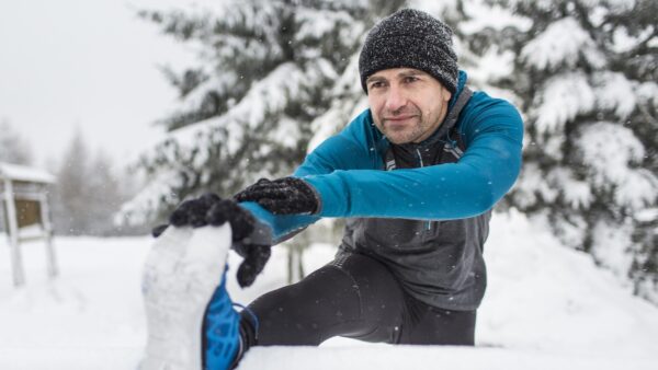 7 Expert Tips to Help You Exercise Safely in The Winter Cold : ScienceAlert