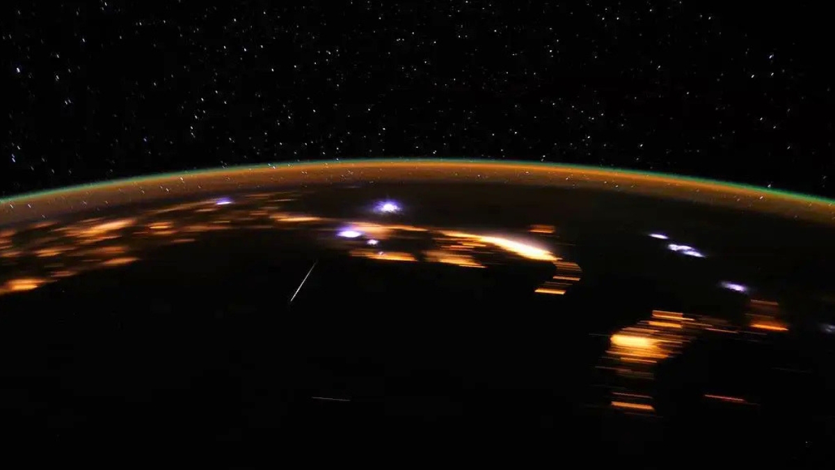 The Lyrid Meteor Shower Is About to Peak, With Better Views Than Usual ...