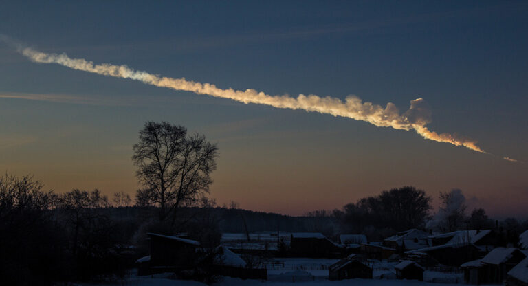 US Homes Shake as Meteor Explodes With Force of 300 Tons of TNT ...