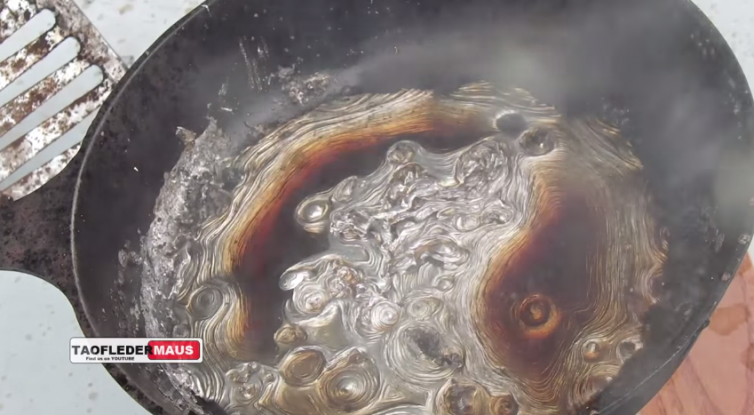 WATCH: Here's What Happens When You Mix Coke And Molten Lead : ScienceAlert