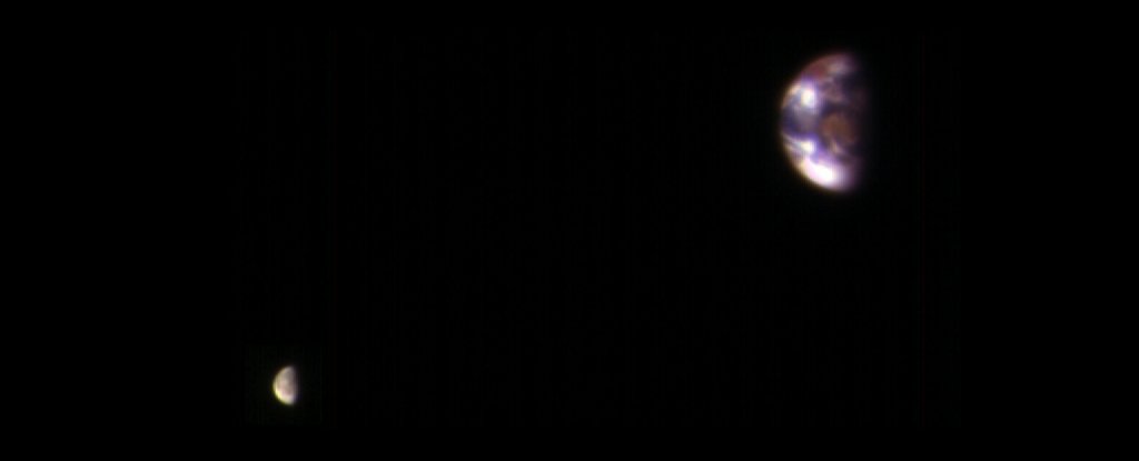 Breathtaking New Image Shows Our Tiny Planet And Moon From Mars ...
