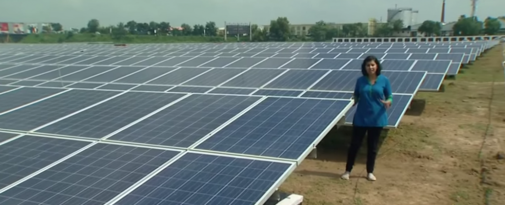 India Establishes World's First 100 Percent Solar-Powered Airport ...