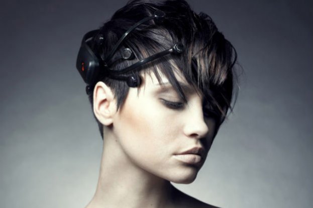 New Smartphone Device Zaps Your Nerves to Relax or Energise You ...