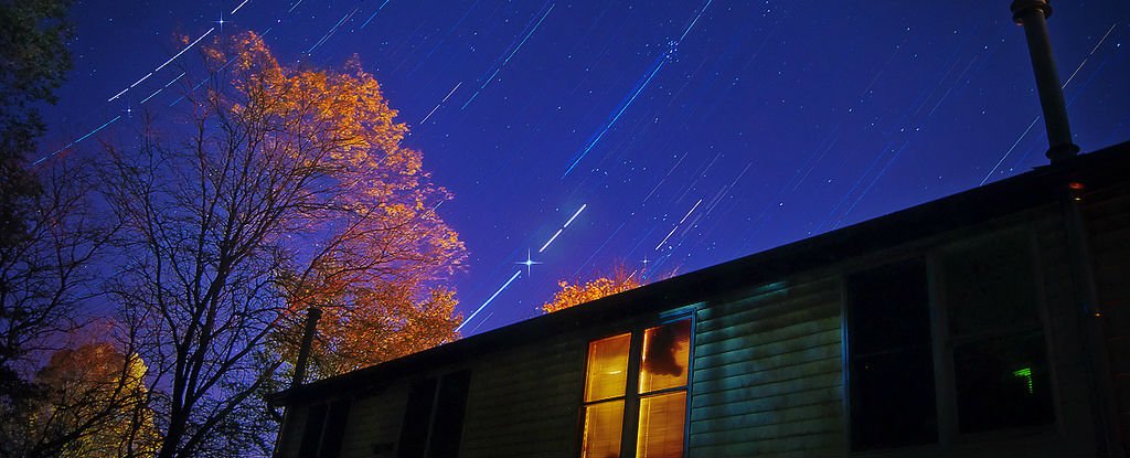 The Orionids Meteor Shower Is About to Hit Its Peak - Here's How to ...
