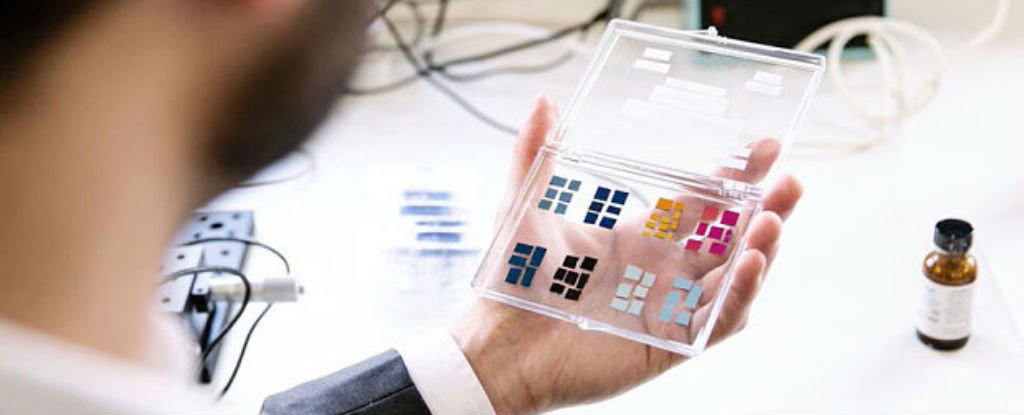 This New Touchscreen Material Could See The End of Daily Smartphone ...