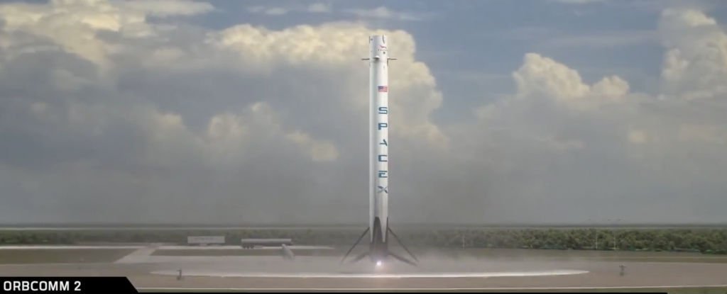 Why The Reusable Rocket Competition Between SpaceX And Blue Origin Isn ...