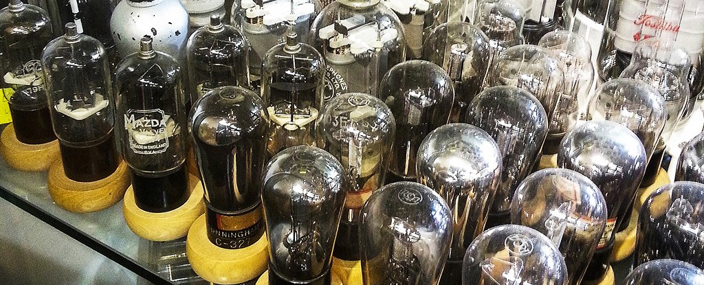 Scientists Have Built The World's First Computer Chip Without ...